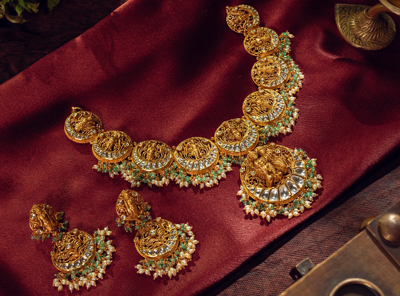 5 Tips to choose the best HUID gold jewellery store - Regal Jewellers